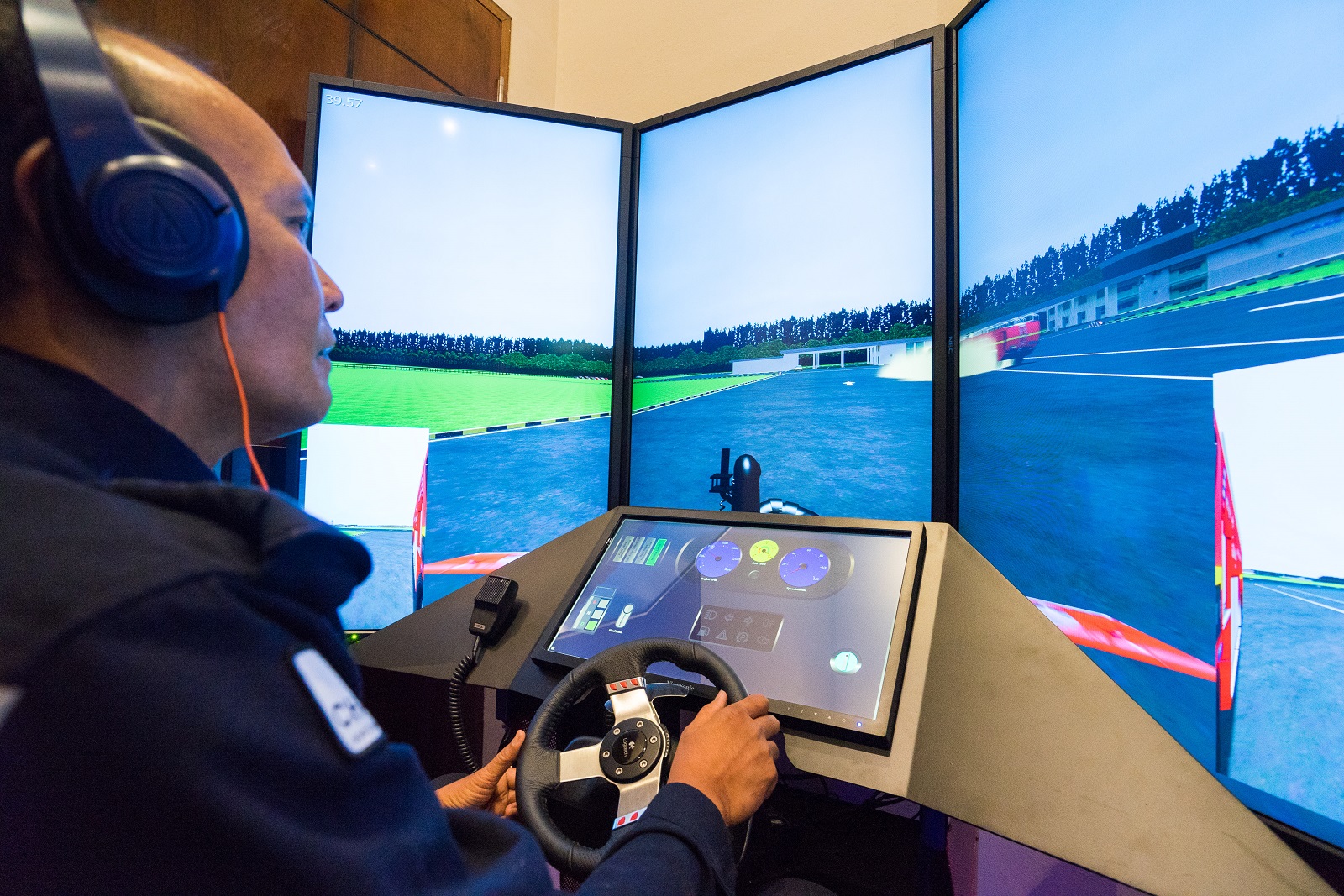 CAAS Commissions Next Generation Airport Foam Tender Driving Simulator